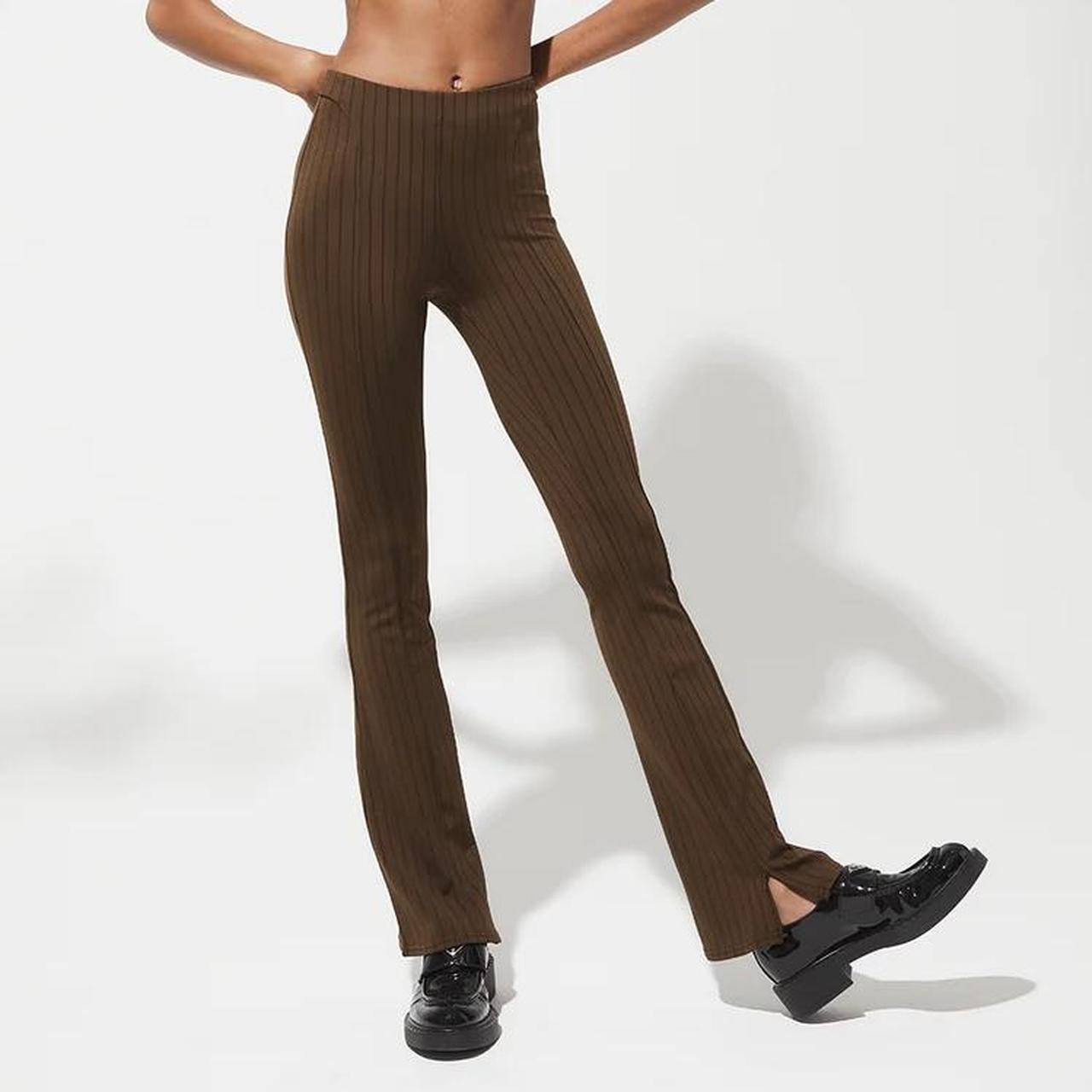 Brand new alo yoga pants selling for $138 #alo... - Depop