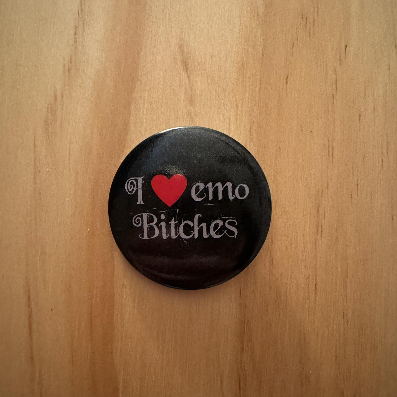 2 Emo pins / Brooches - Depop