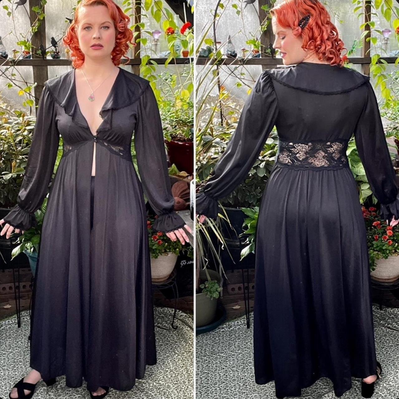 🖤 Vintage black dressing robe with large collar and... - Depop