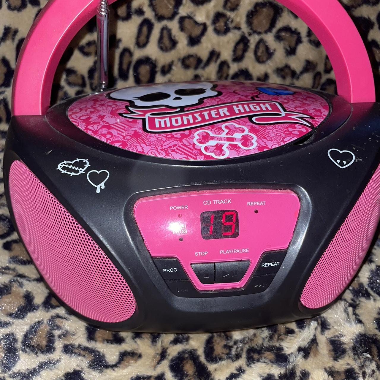 Extremely rare 2011 Monster High Boombox! Still... - Depop