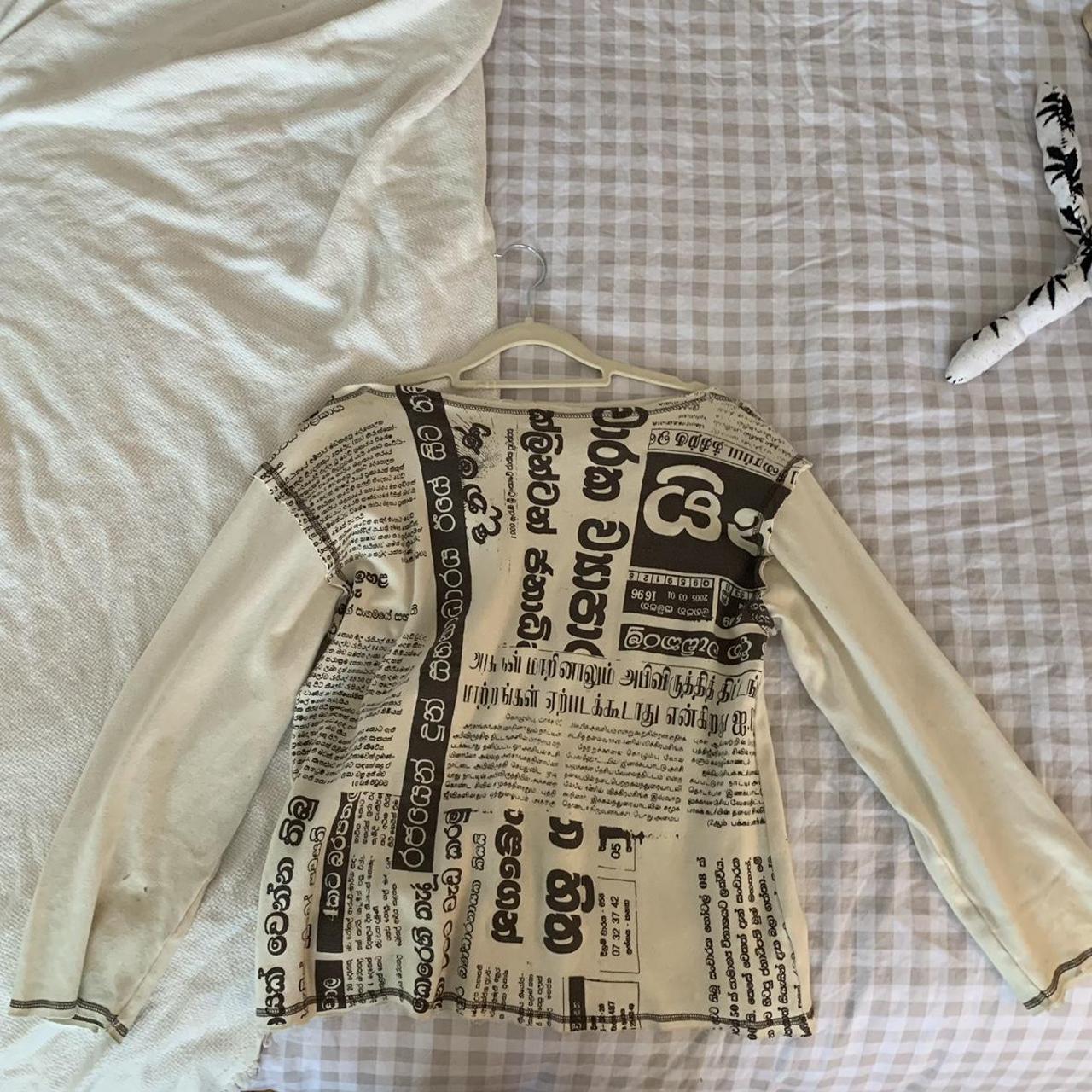 Vintage y2k cream newsprint long sleeve top with... - Depop