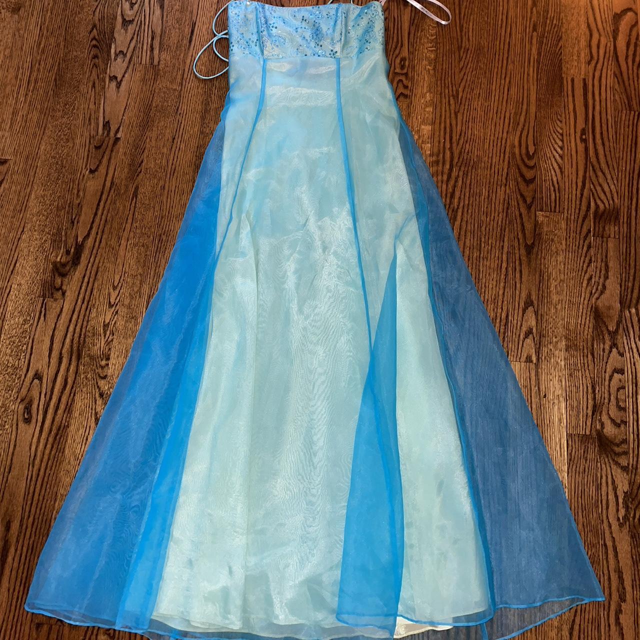 zum zum by niki livas prom/formal fairy halter dress... - Depop