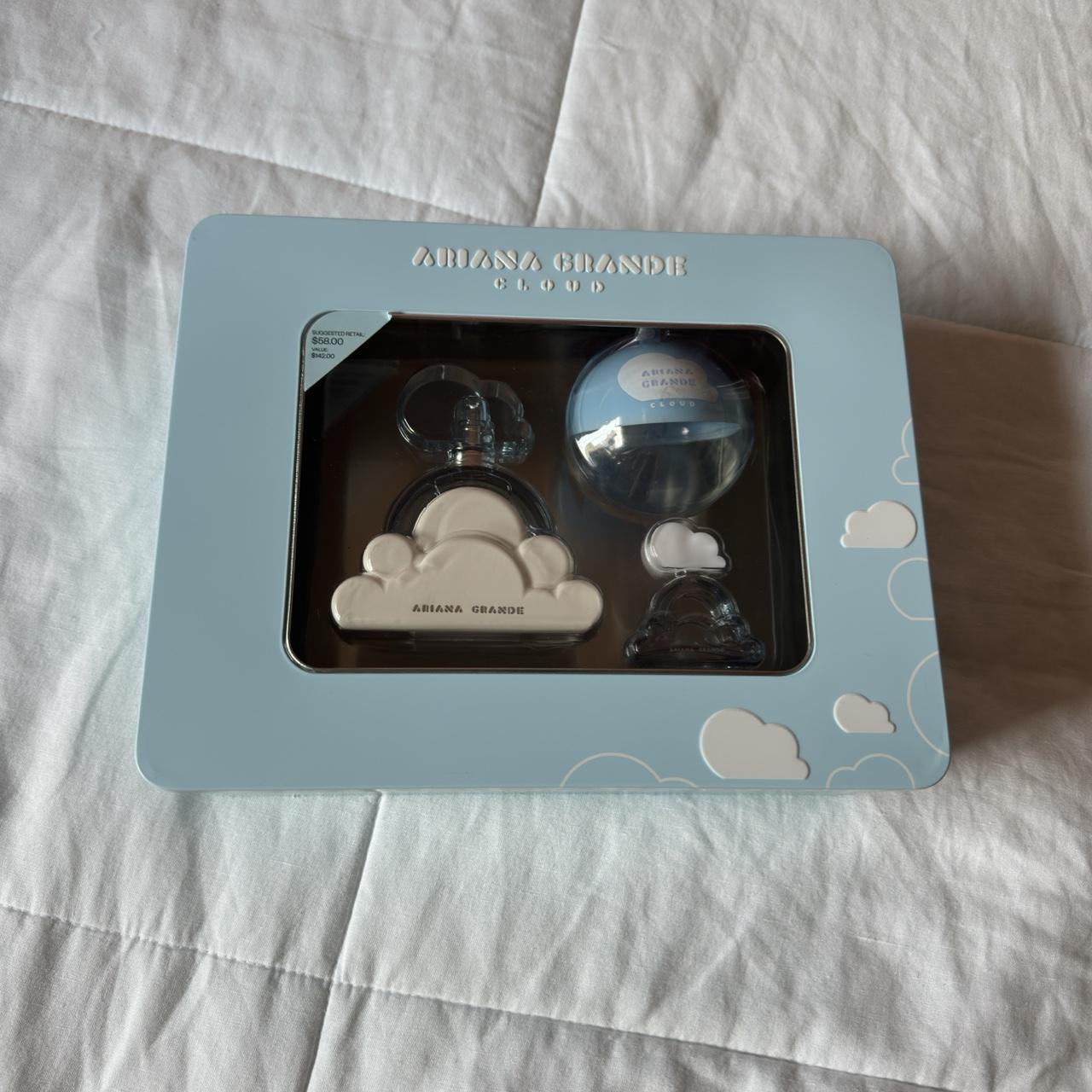 Ariana Grande Cloud perfume gift set - open to... - Depop