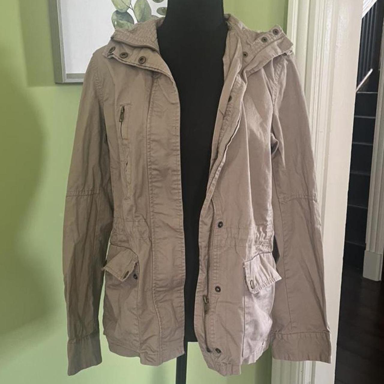 Basic khaki jacket Perfect for fall or layering Can... - Depop