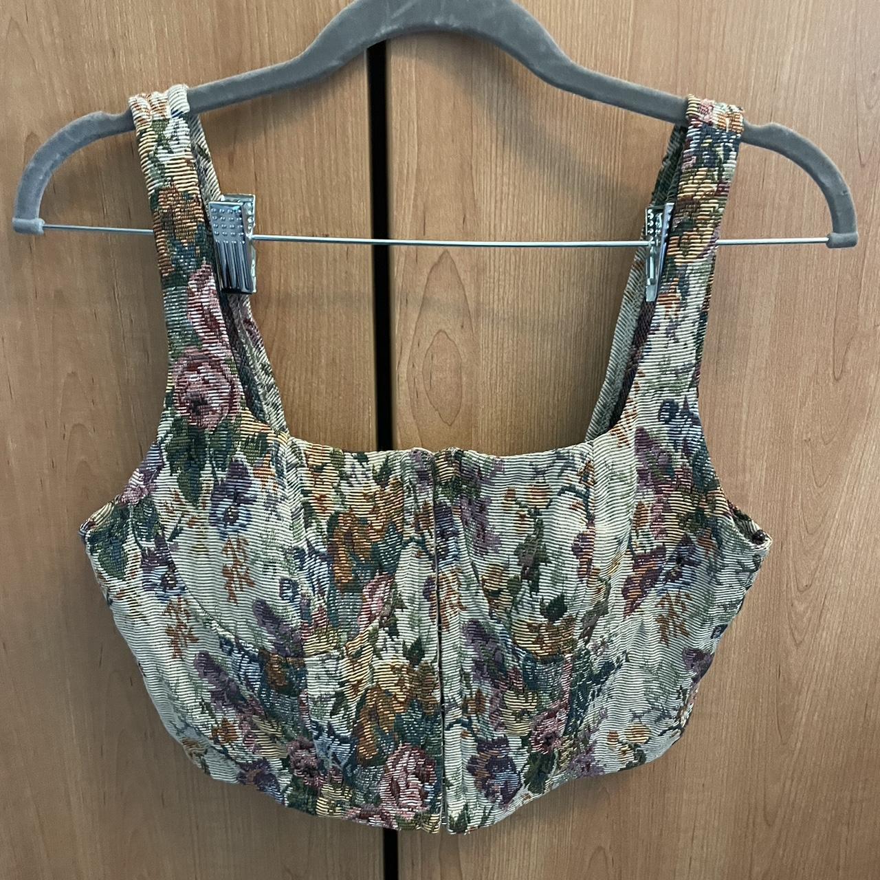 Wild fable floral corset top! Barely ever... - Depop