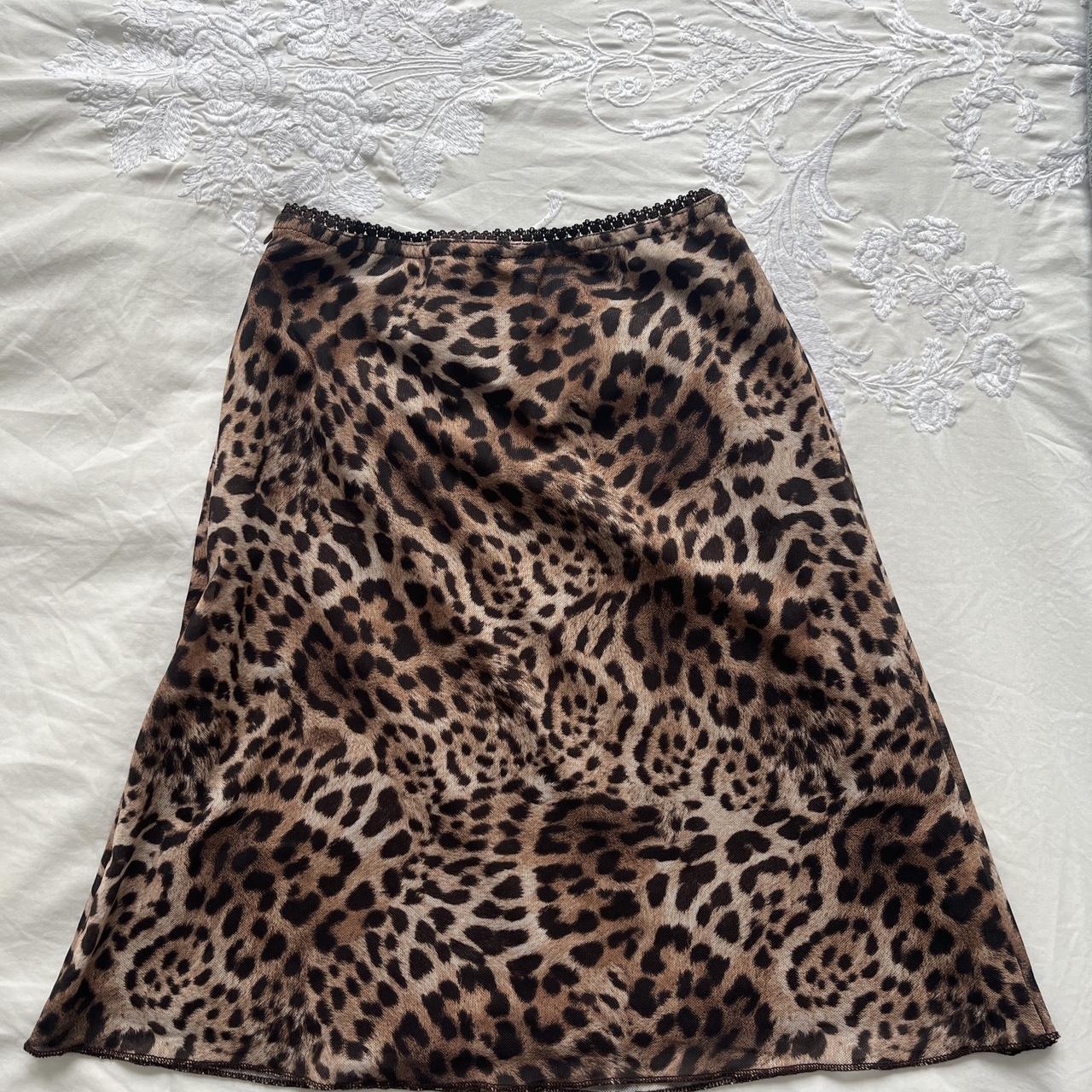 Princess Polly leopard print mini skirt, size... - Depop