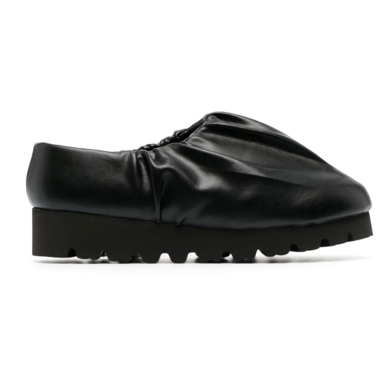 Yume Yume Women's Black Loafers | Depop