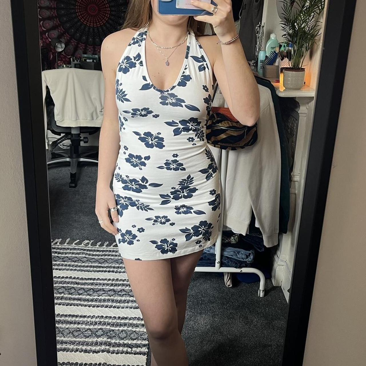 subdued white & blue mini dress - tropical hawaiian... - Depop