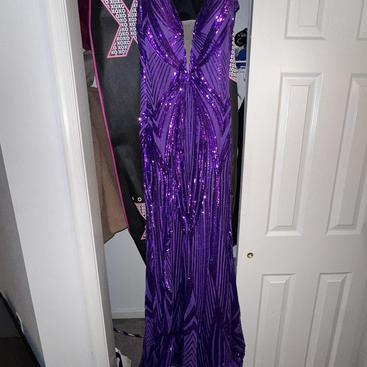 Jovani Prom Dress only wore once size 12 original... - Depop