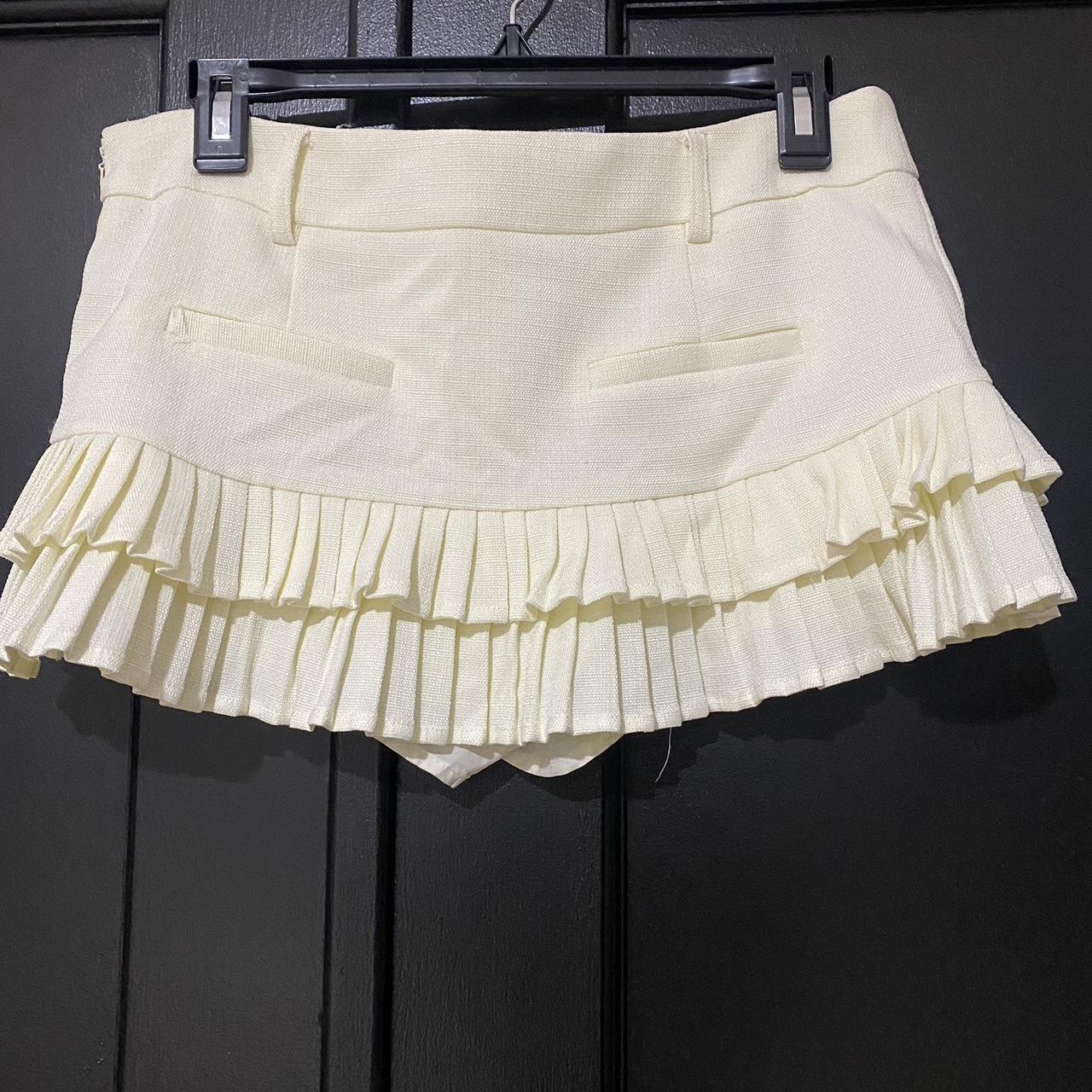 Lioness double ruffle mini skort Well worn hence... | Depop