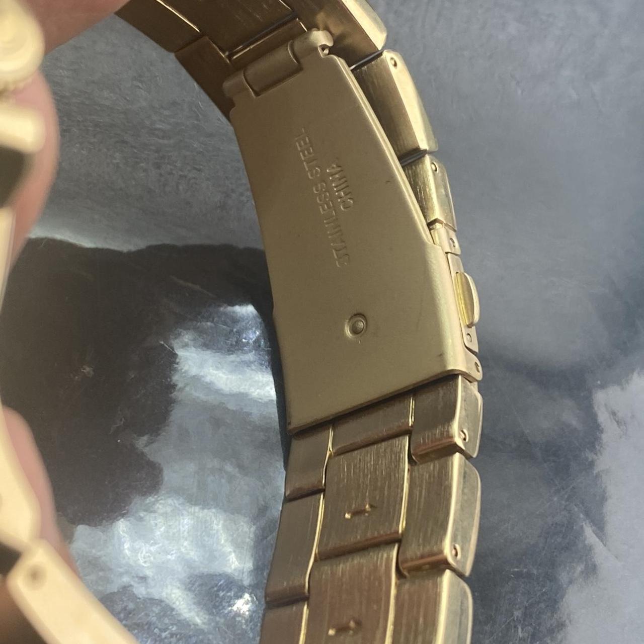 Elgin Jesus Figure Case In Goldtone Men 45mm... - Depop