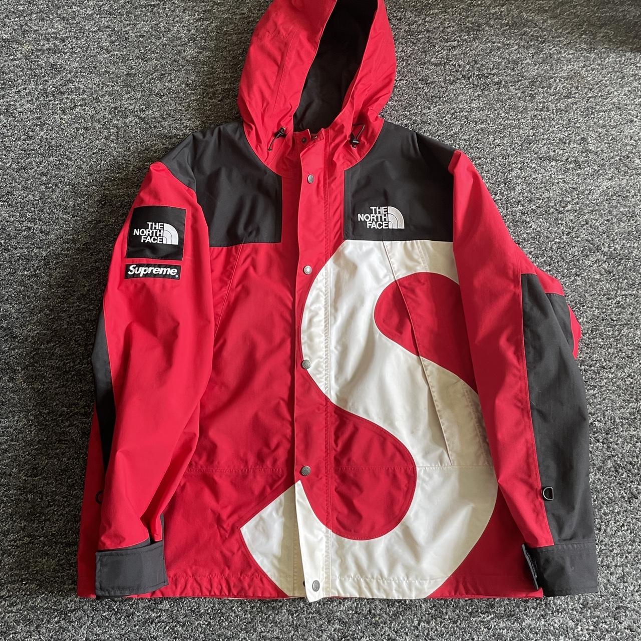 Authentic supreme S jacket - Depop