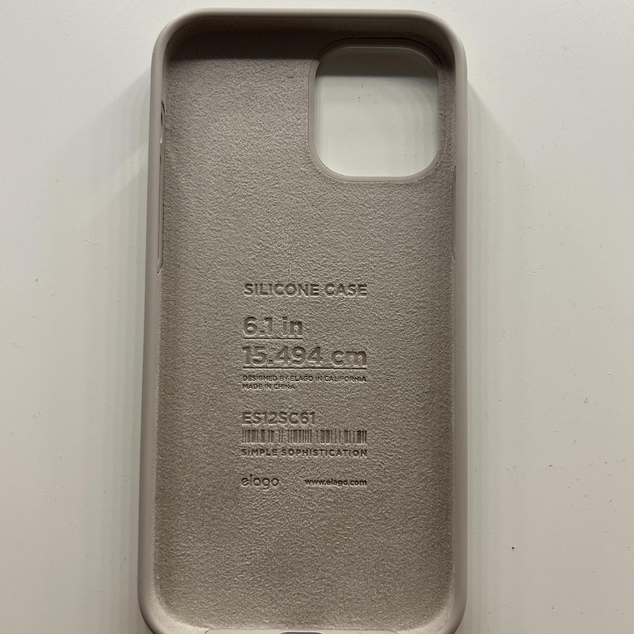 beige silicone case only used for about 3 weeks... - Depop