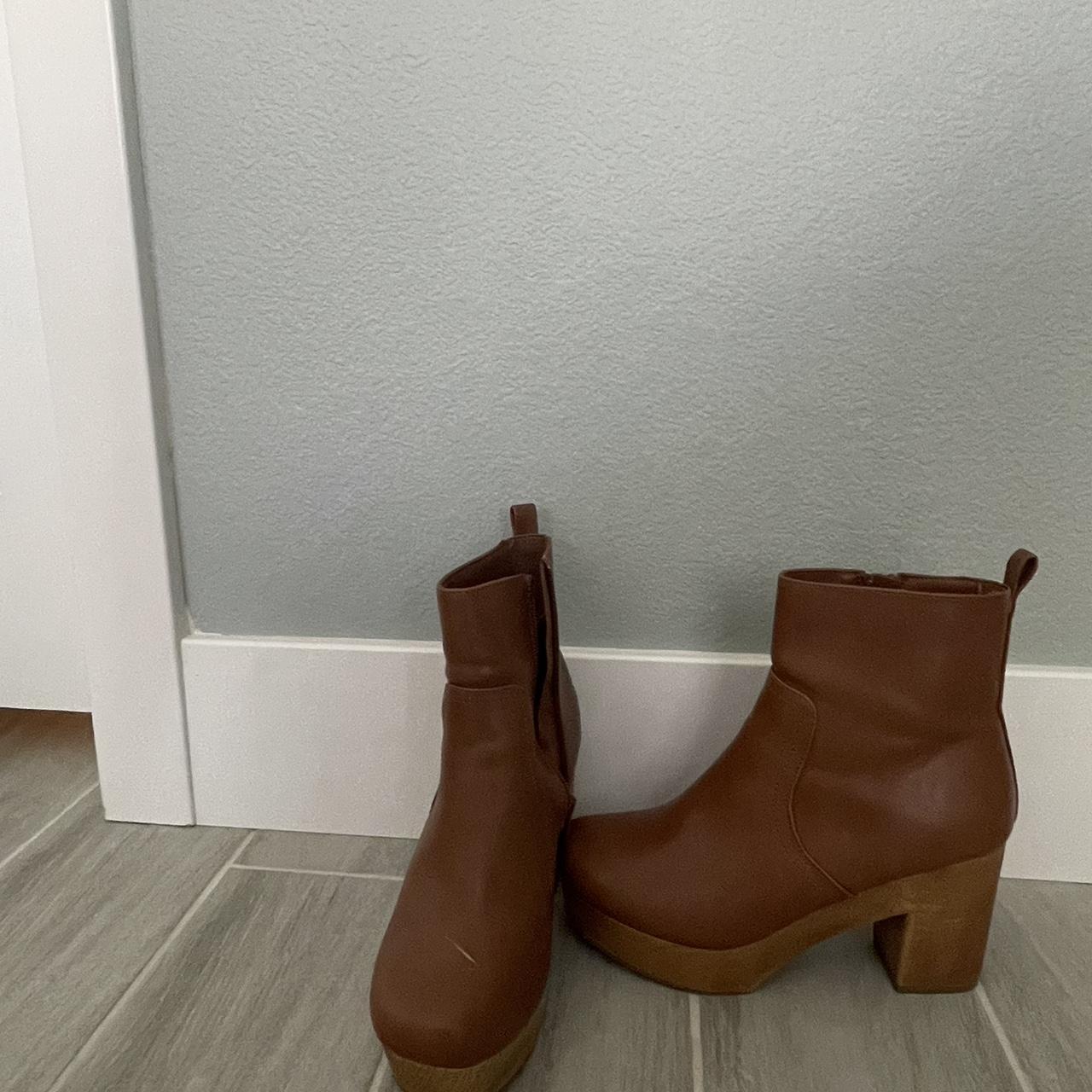 Universal Thread Clogs boots size: 7 1/2 condition:... | Depop