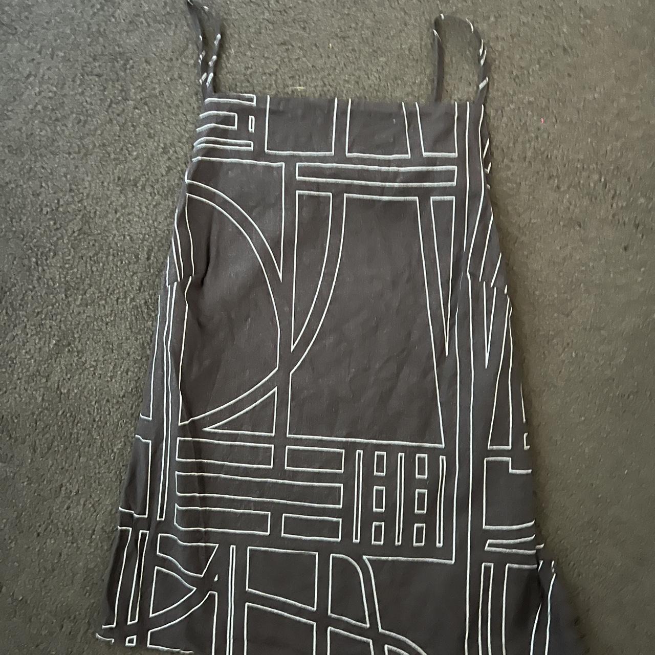 Glassons backless singlet top in brown/white print.... - Depop