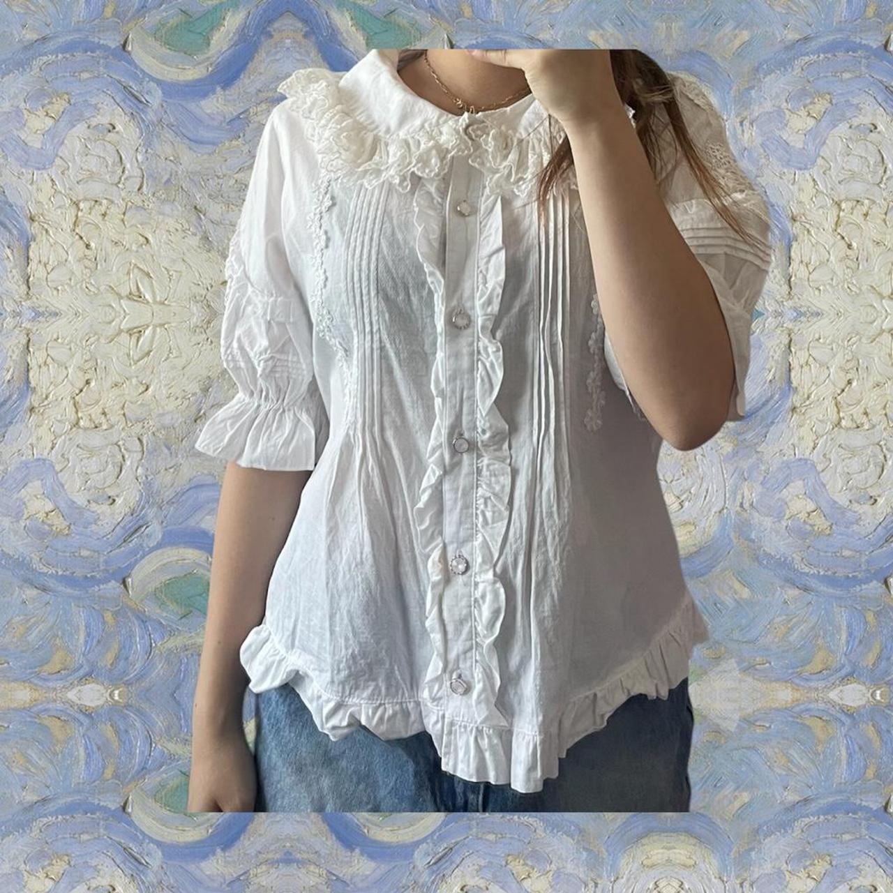 💌Vintage white ruffle top 💌Size 4-6 💌FREE SHIPPING... - Depop