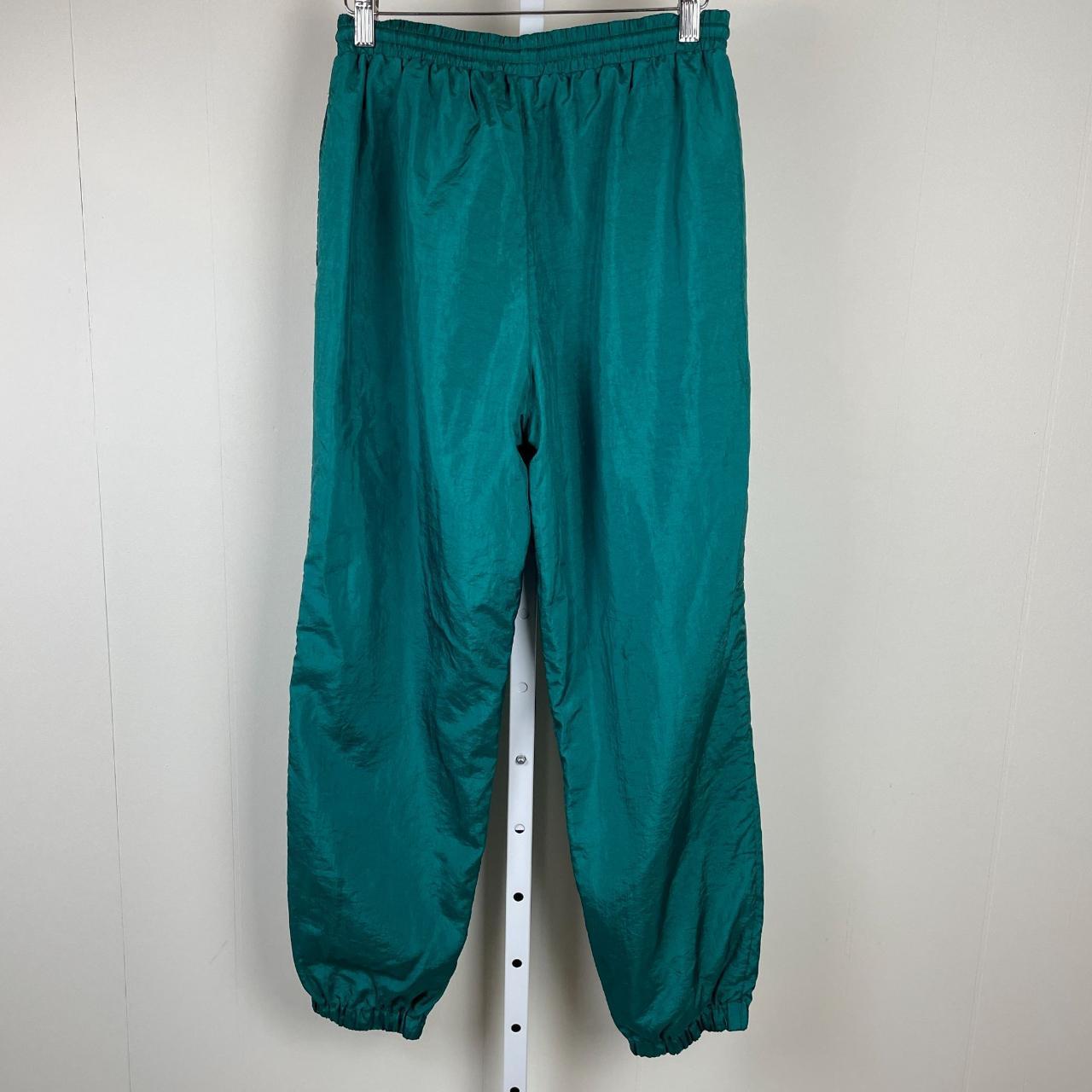 Lavon Women's Green Joggers-tracksuits | Depop