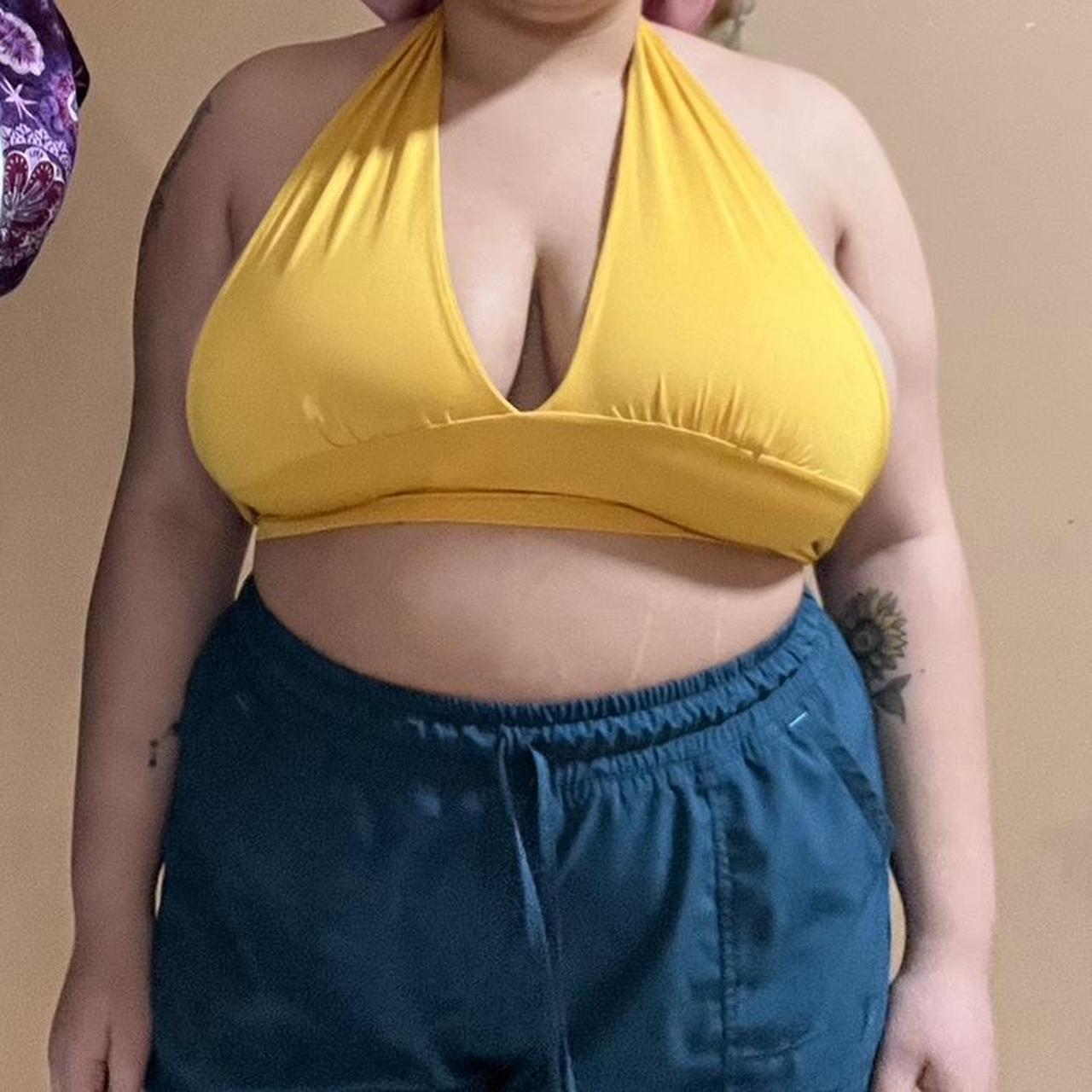 Yellow Halter top #plussize #haltertop #y2k - Depop