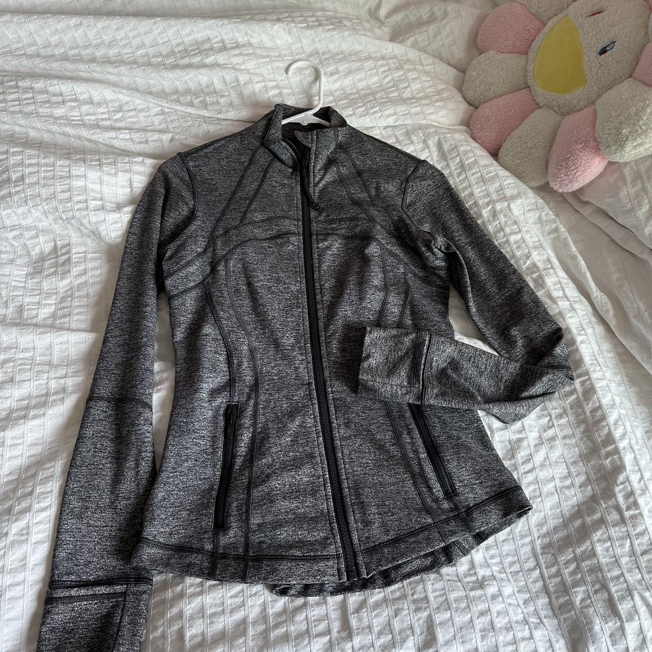 Lululemon Women's Grey Jacket | Depop