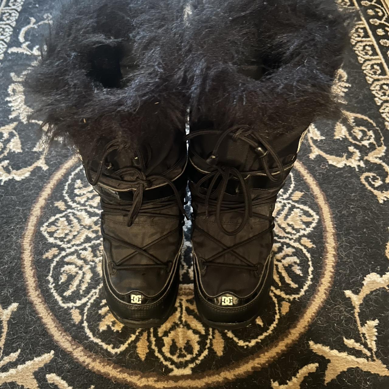 Dc Snow/Chalet Boot Size 5-6 US fur dc snow boots... - Depop