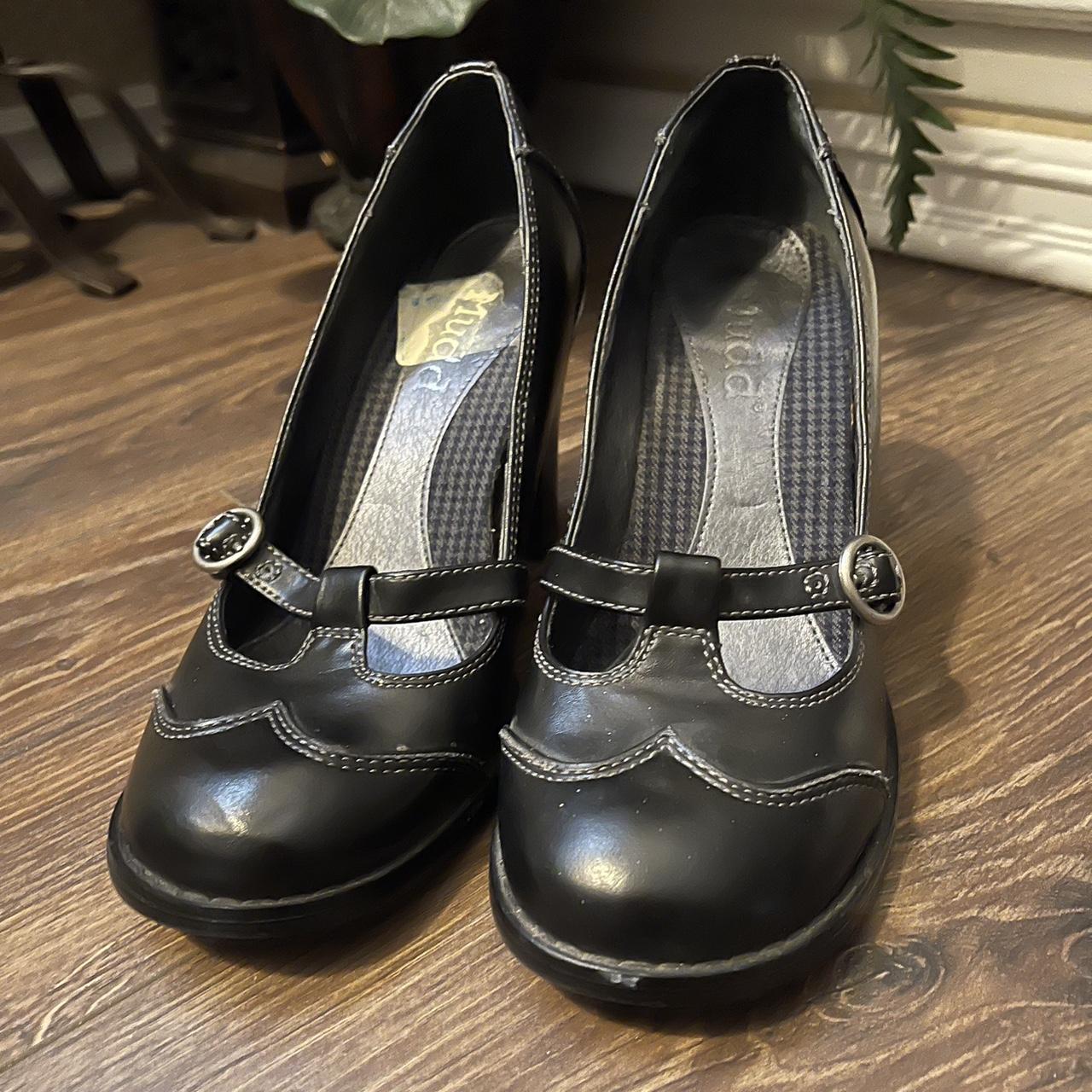 Mudd Mary Jane style shoes with heels Vintage -Size... - Depop