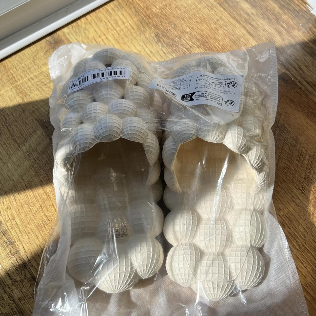 SHEIN Women's Cream Slides | Depop