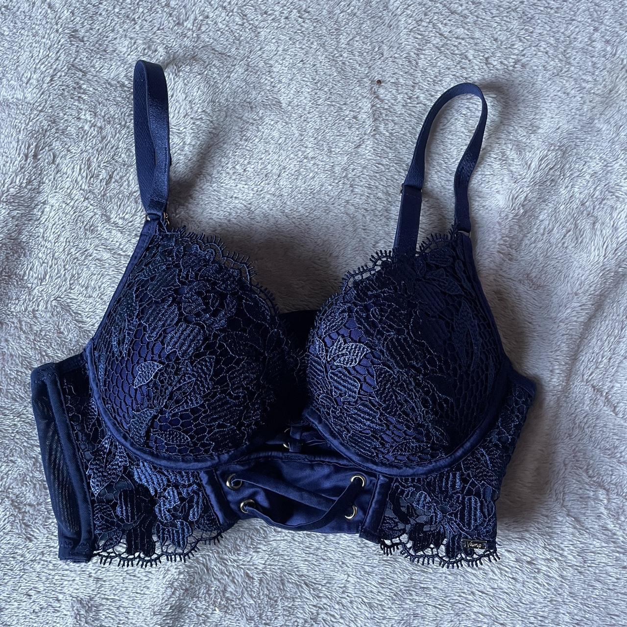 Bras n things , vamp corset bra Great condition,... | Depop