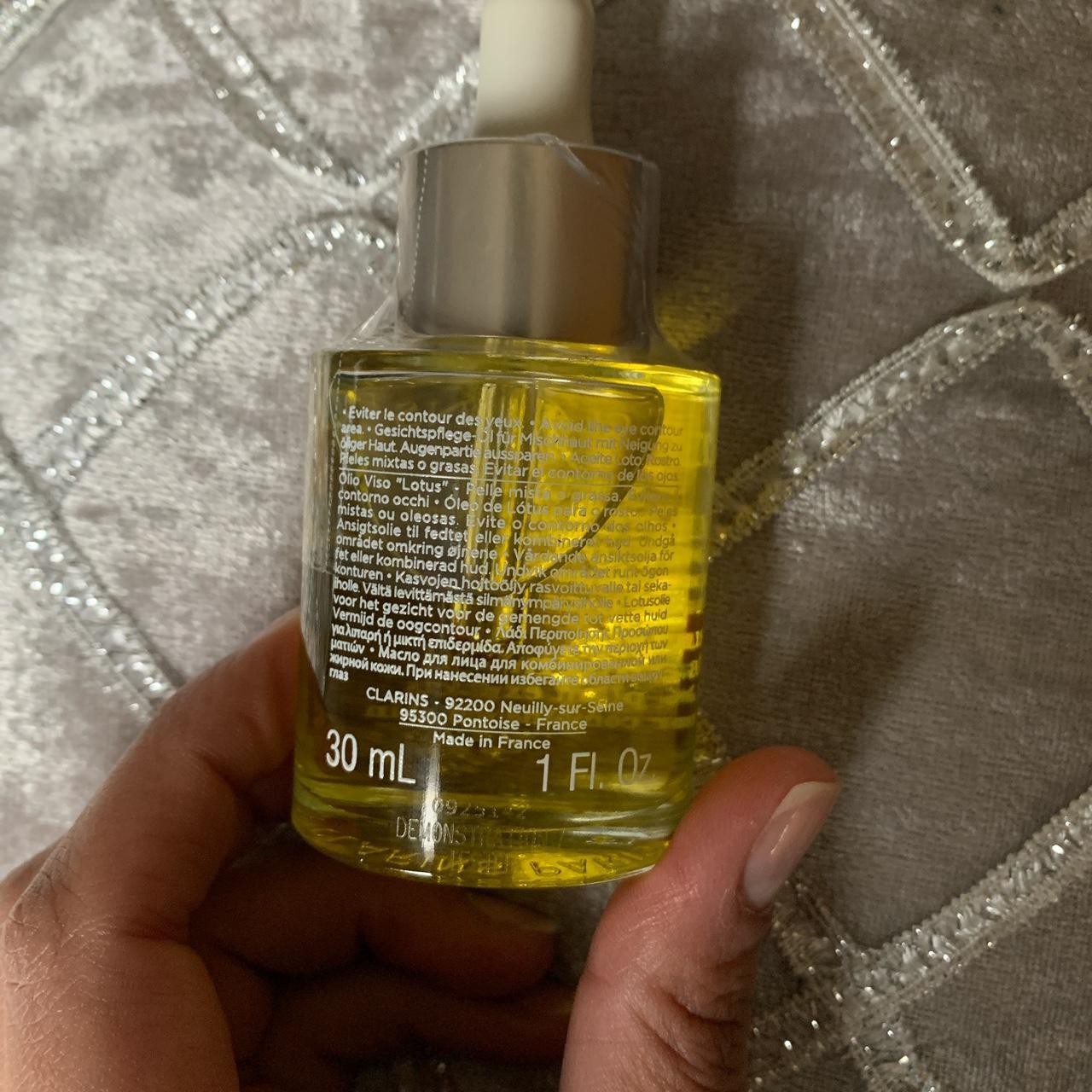 Clarins Lotus Treatment Oil 30ml • Perfect for... - Depop