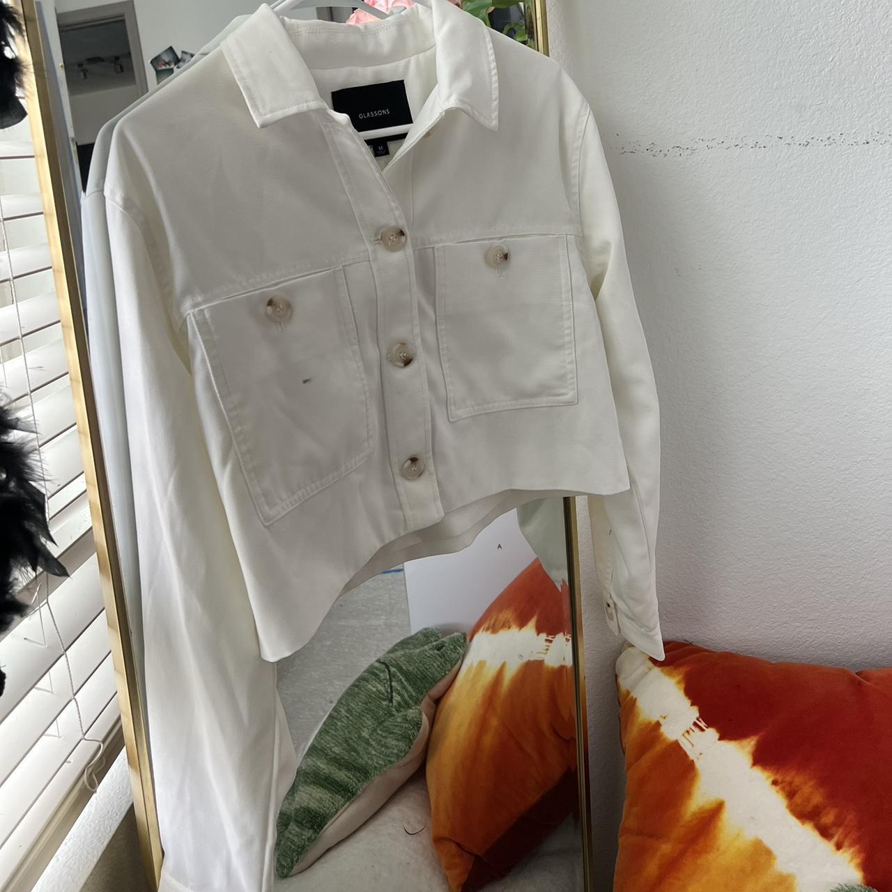 GLASSONS cropped white button up jacket 🐰 US size M - Depop