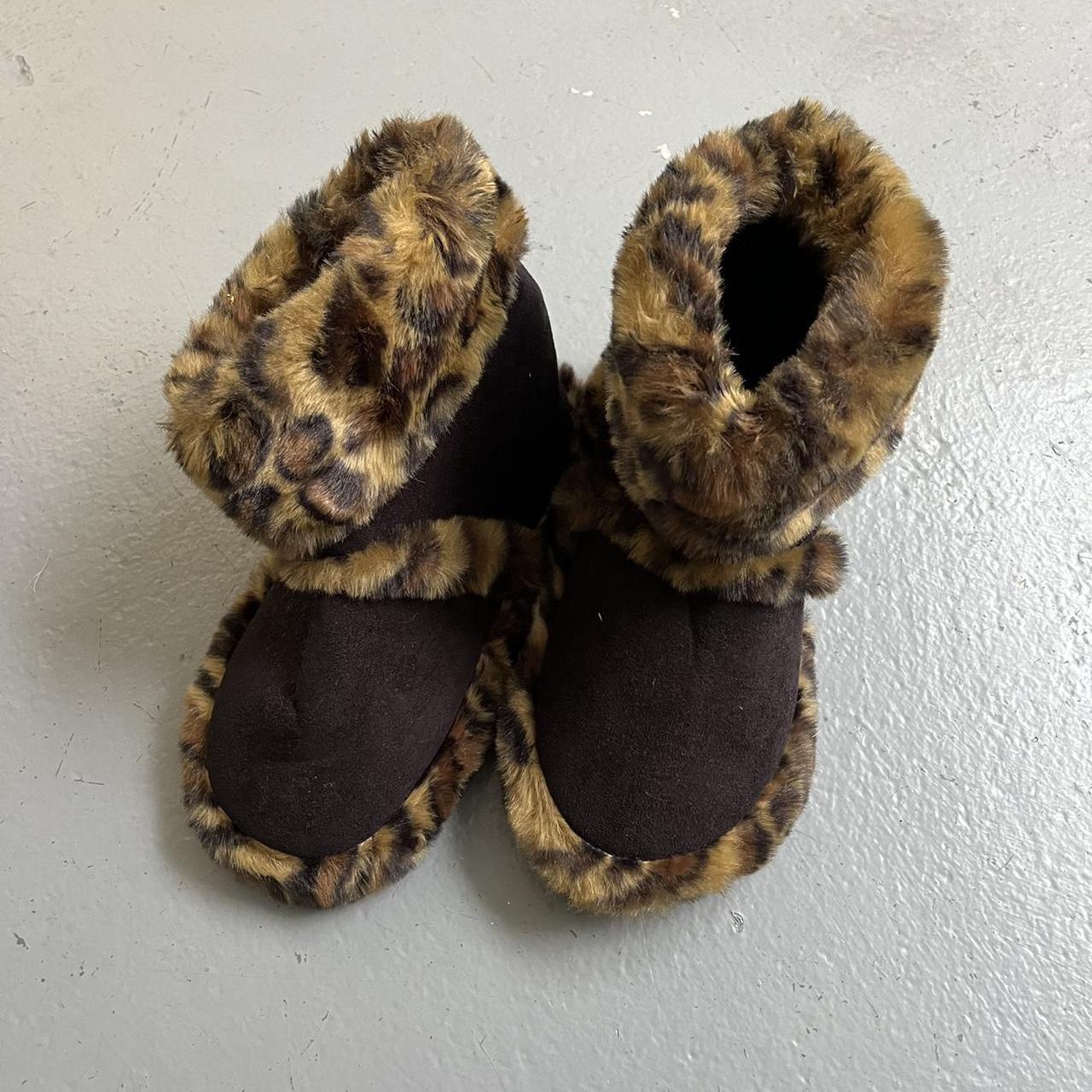 Black Fluffy Slippers With Cheetah Print Depop