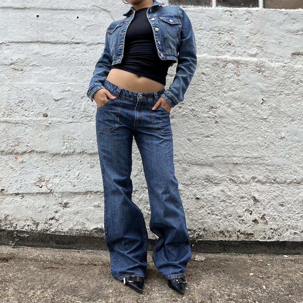 Y2k cropped denim jacket Best fit 6/8 depending on... - Depop