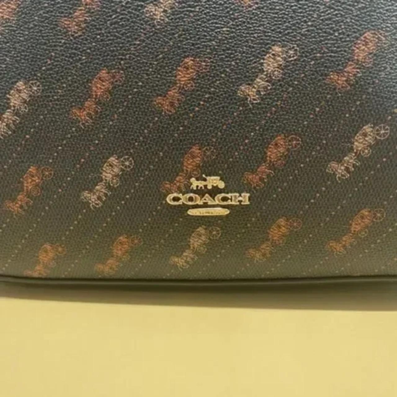 Coach Women's multi Bag | Depop