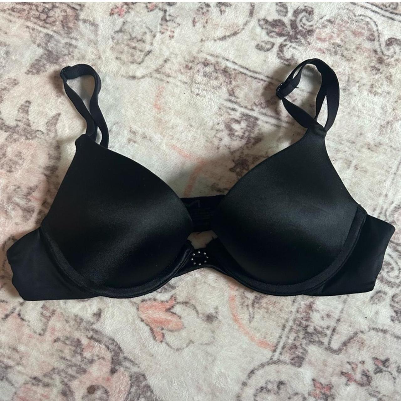 Black bra. - Depop