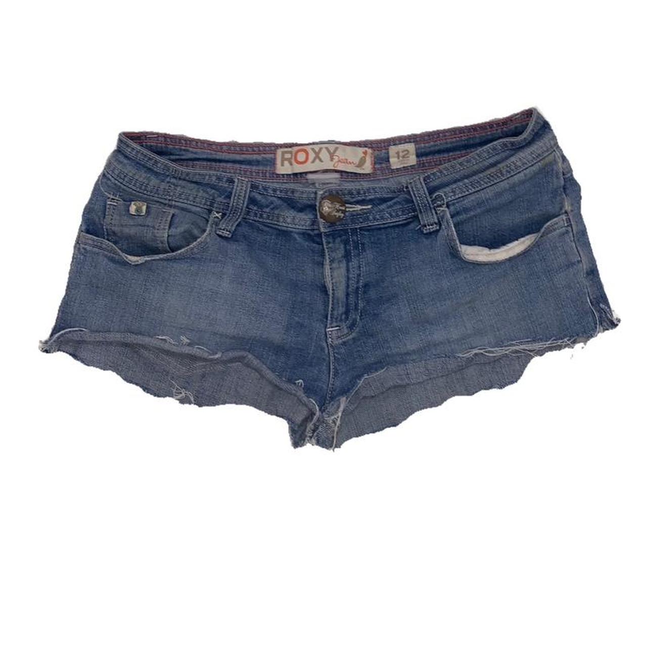 Roxy mini shorts Small size 12 can prob fit 8-12 - Depop