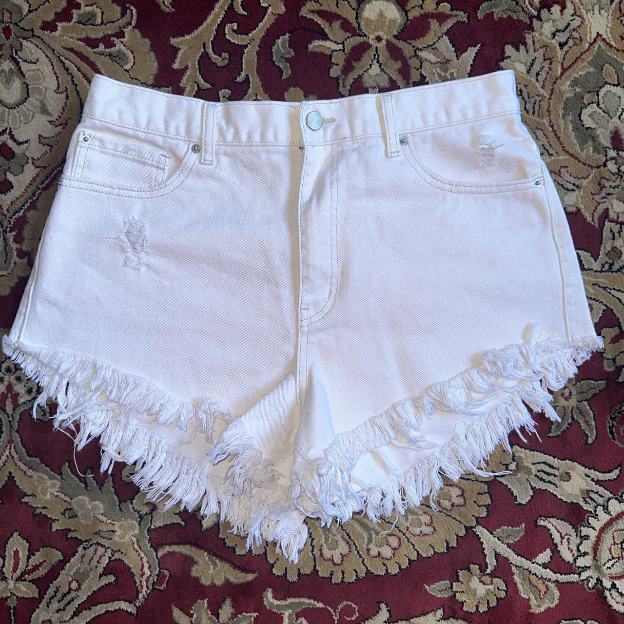 White denim shorts High-Rise Cheeky Short BDG Medium - Depop