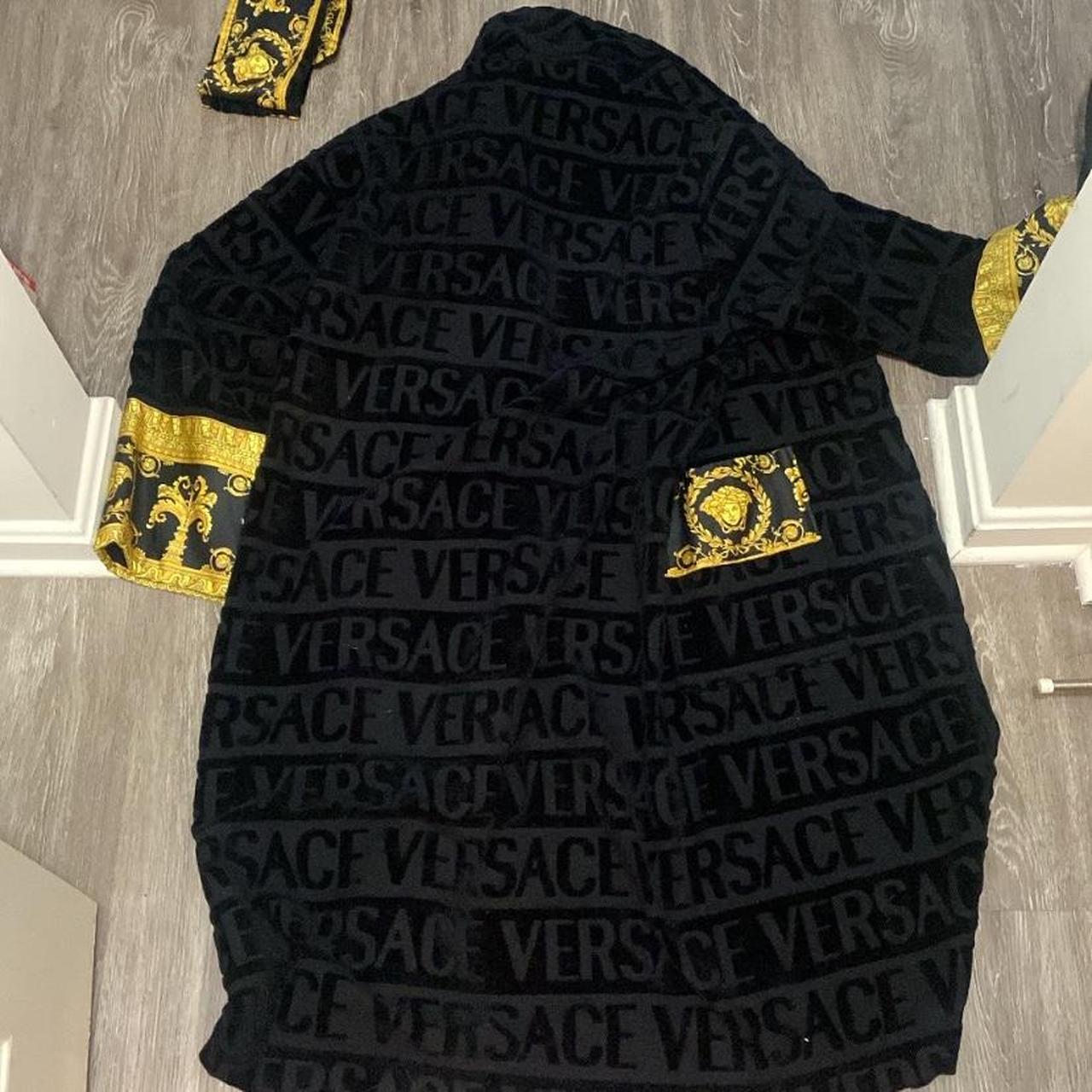 Versace Baroque Robe Retail: $595 Excellent... - Depop