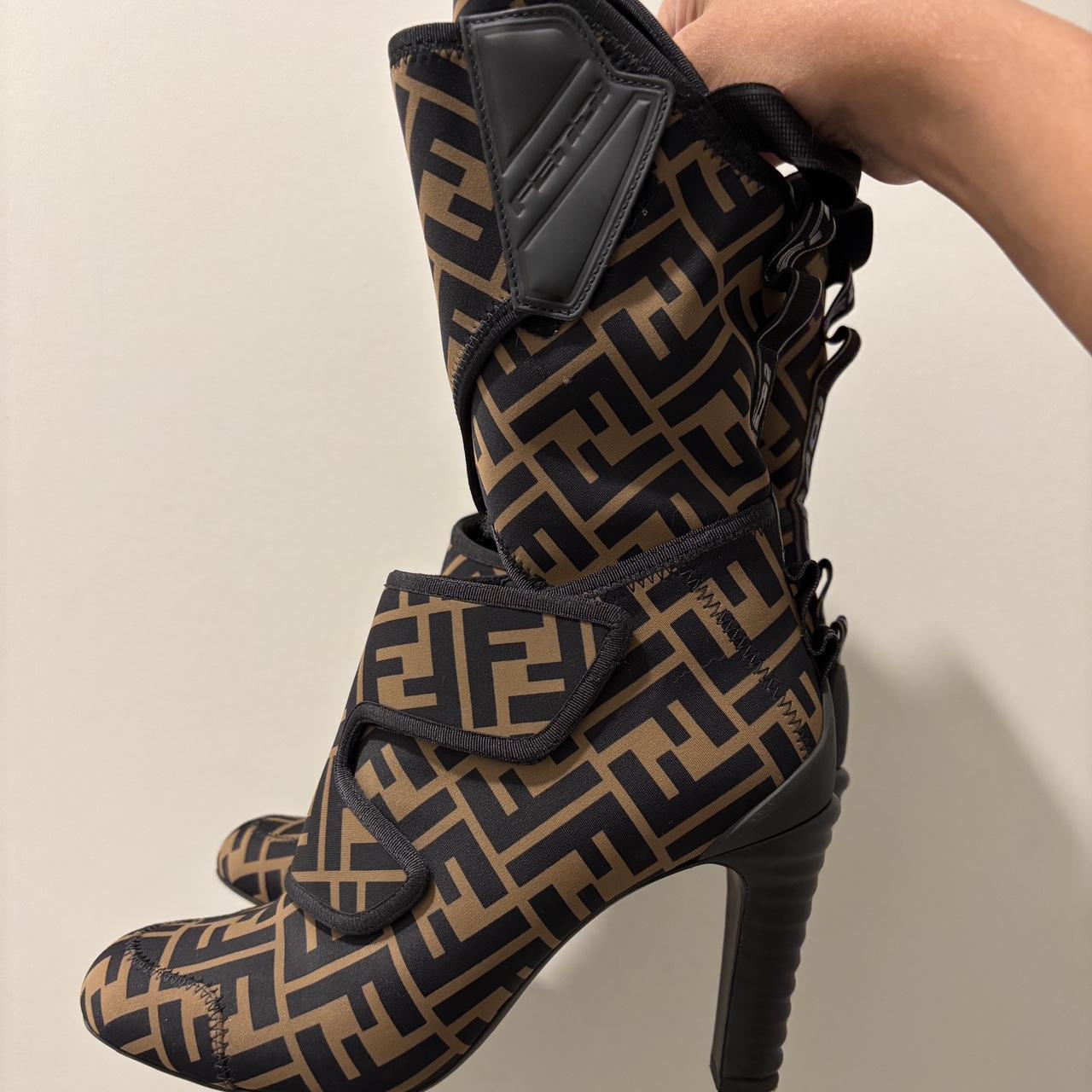 Fendi ankle boots size 40 great condition | Depop