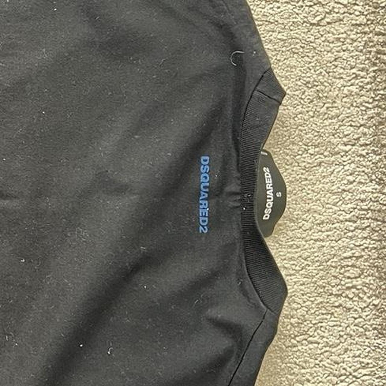 dsquared icon t-shirt nice top, worn a handful of... - Depop