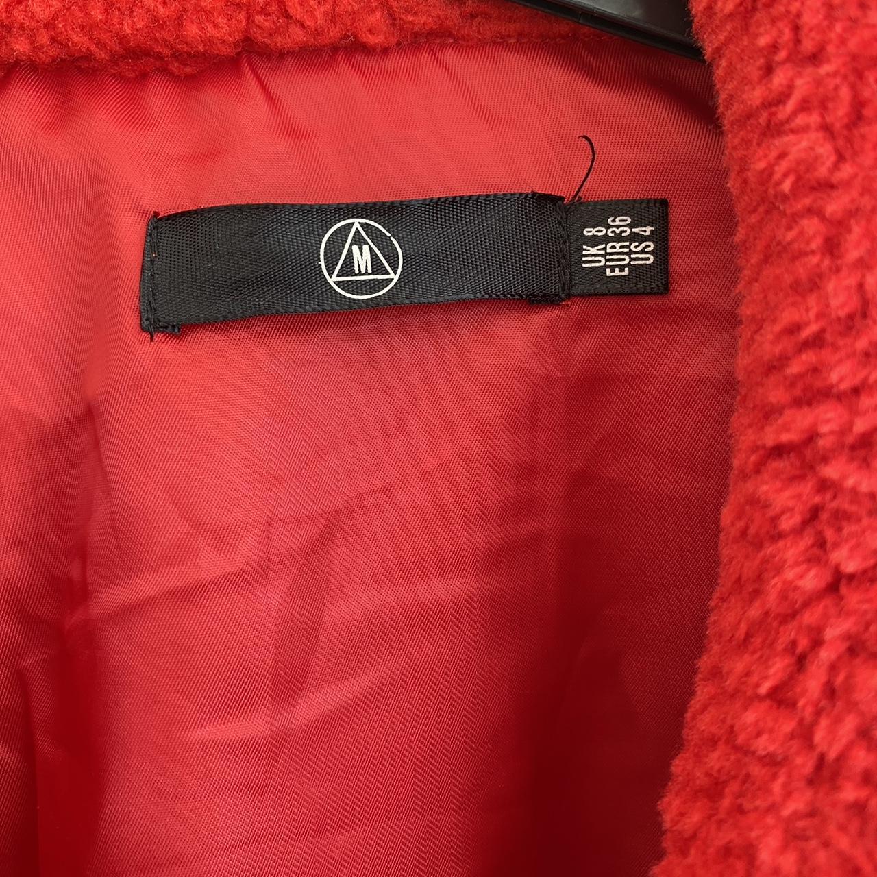 Red borg trucker jacket Size 8 Oversized fit - Depop