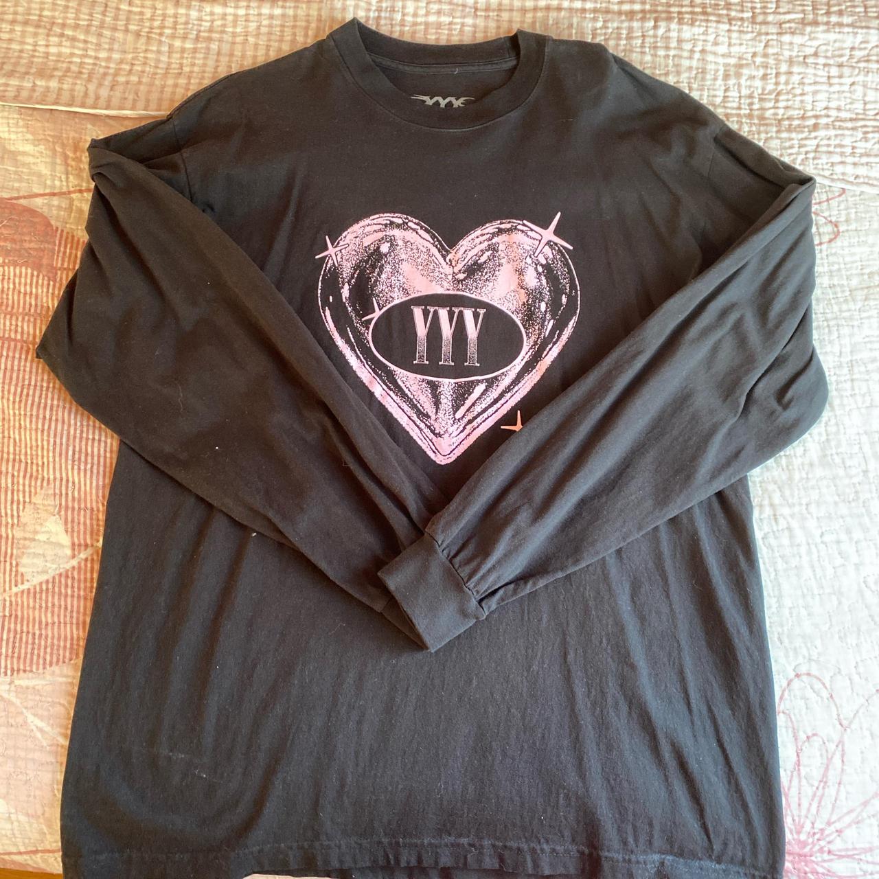 official slayyyter merch from her club paradise tour... - Depop