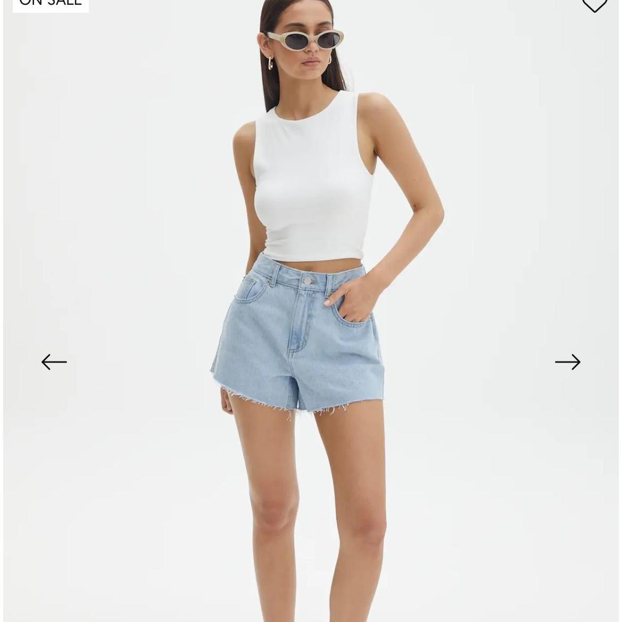 Glassons MID RISE DENIM SHORT - Depop