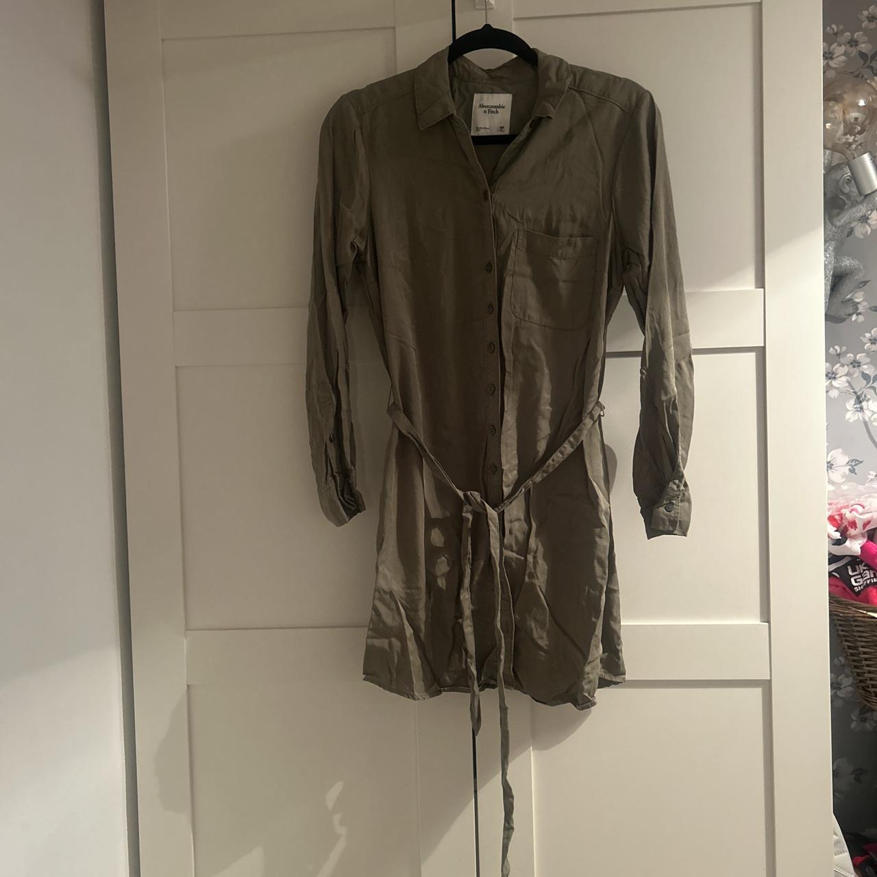 Green Abercrombie and Fitch long sleeved dress.... - Depop