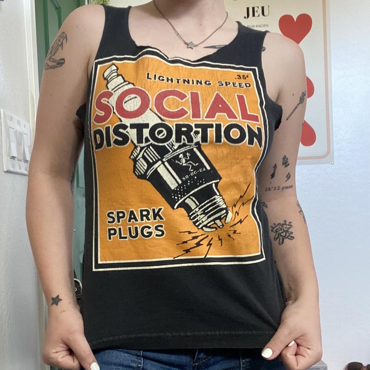 Market Women's Black and Yellow Vest | Depop