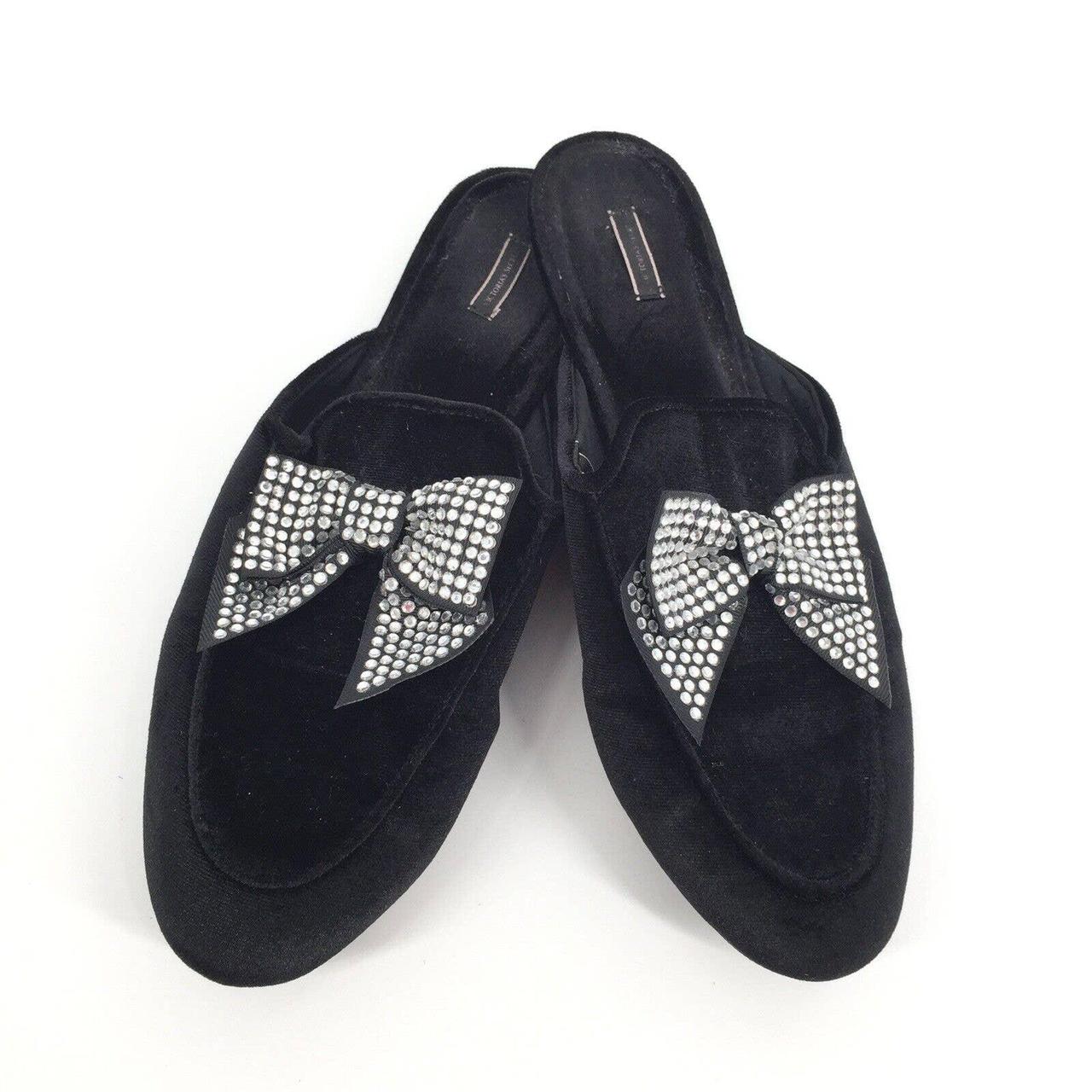 Victoria’s Secret Rhinestone Bow Toe Slippers Size:... - Depop