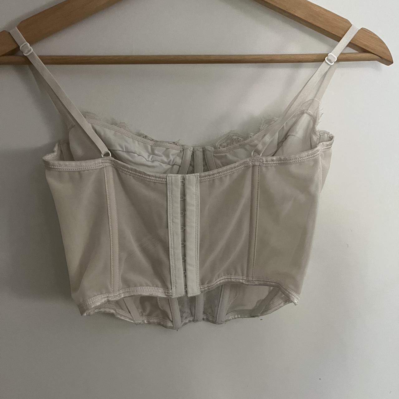 Glassons white lace corset, size 8 | Depop