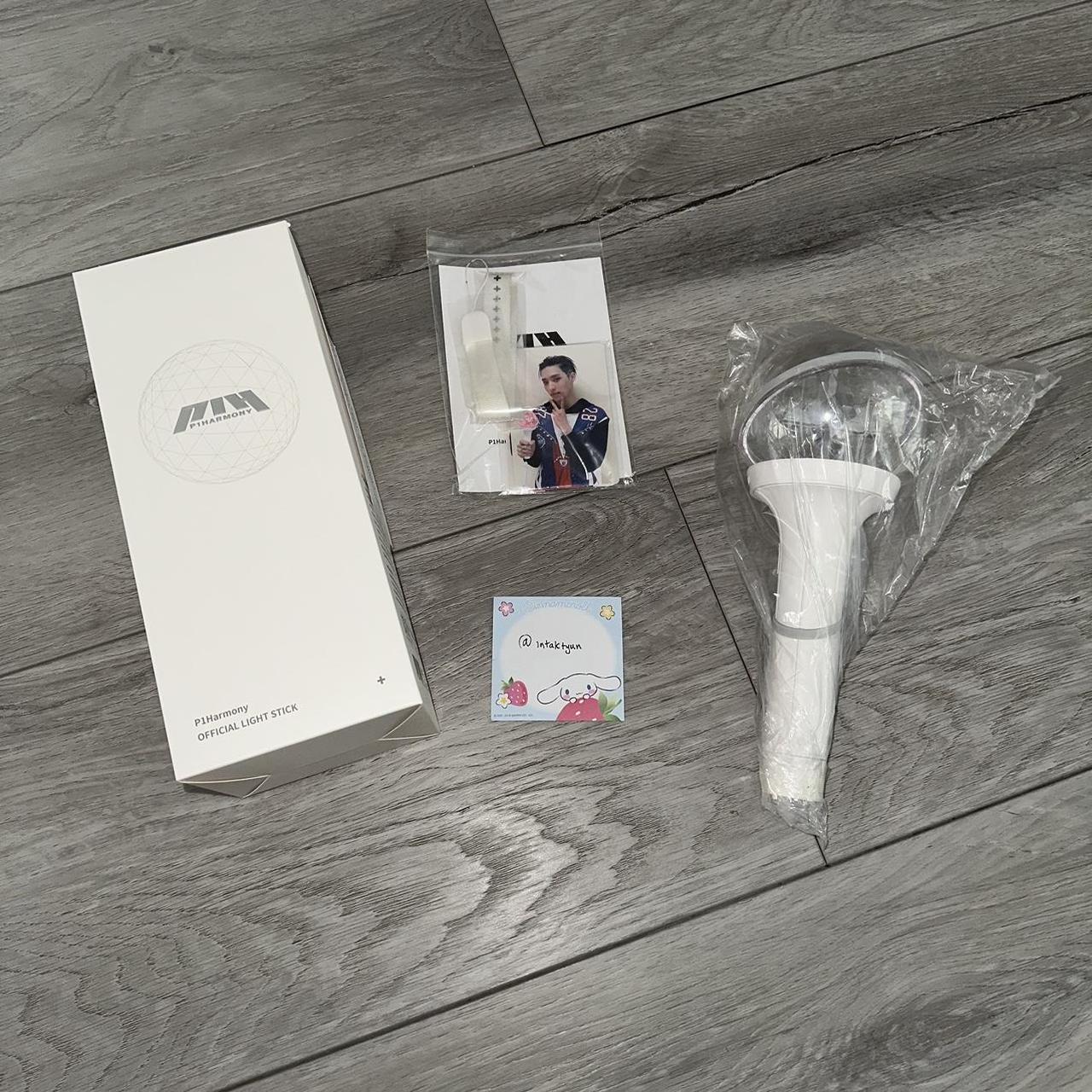 p1harmony official lightstick do NOT purchase on... - Depop