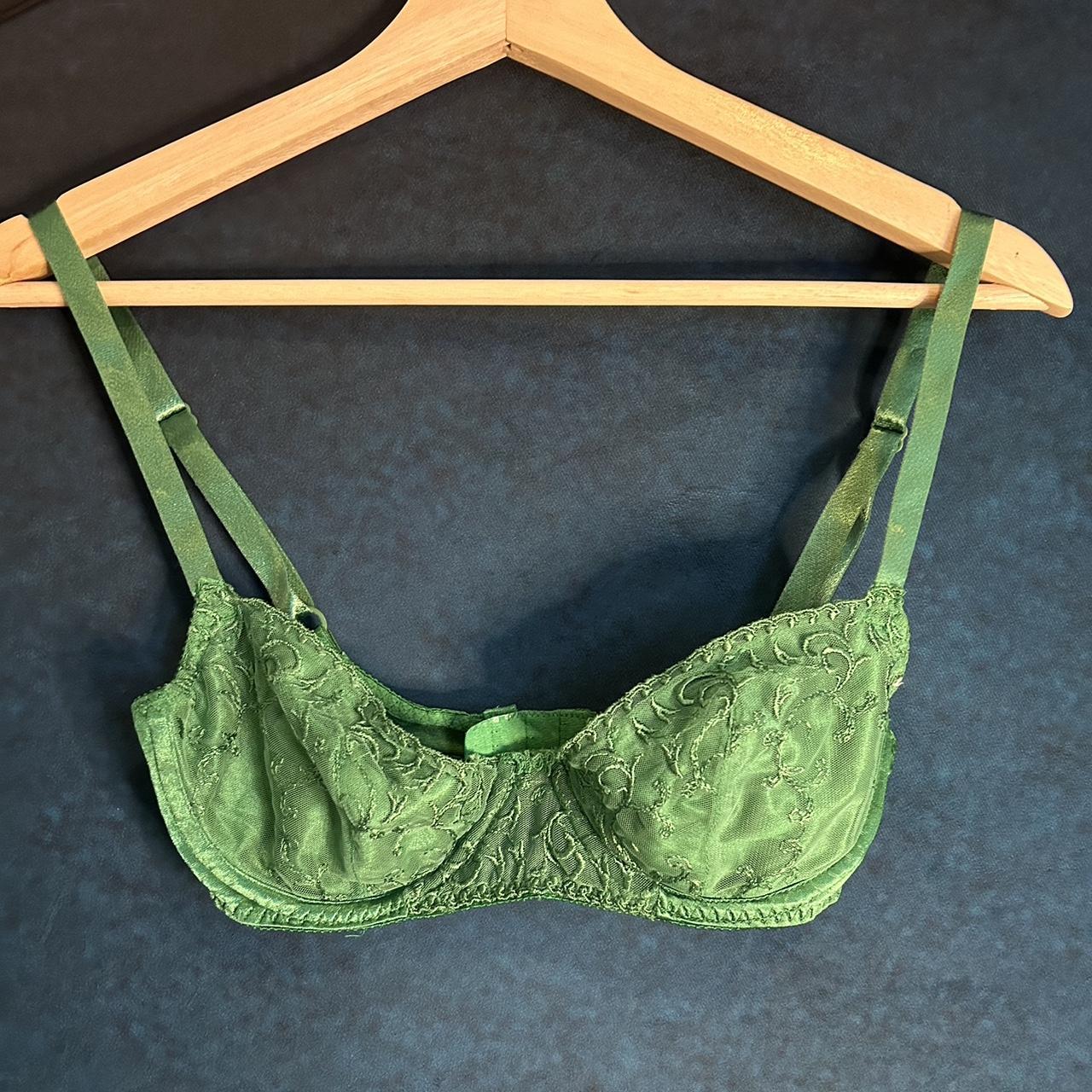 VINTAGE KELLY GREEN CHRISTIAN DIOR BRA! 34C... - Depop