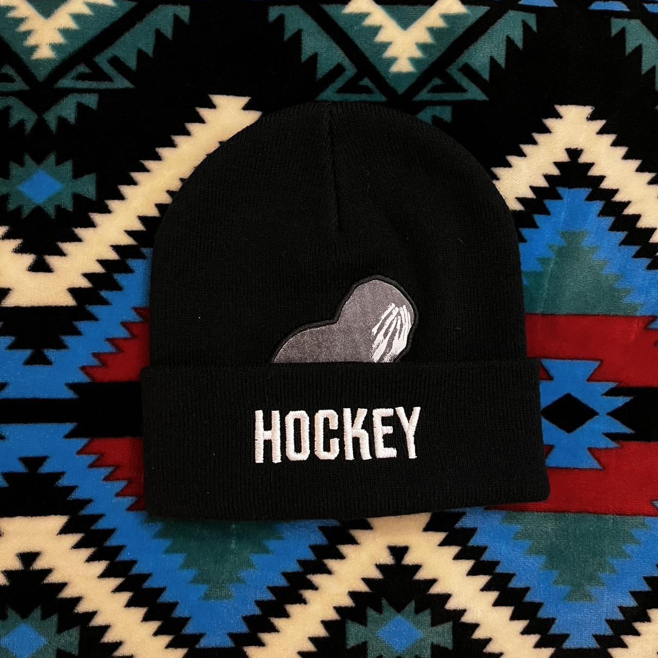 Hockey/FA beanie, never worn! - Depop