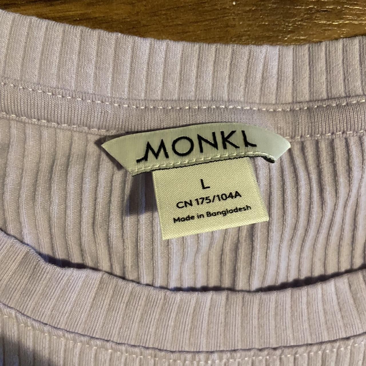 Monki long sleeve ribbed crop top Size large (fits... | Depop