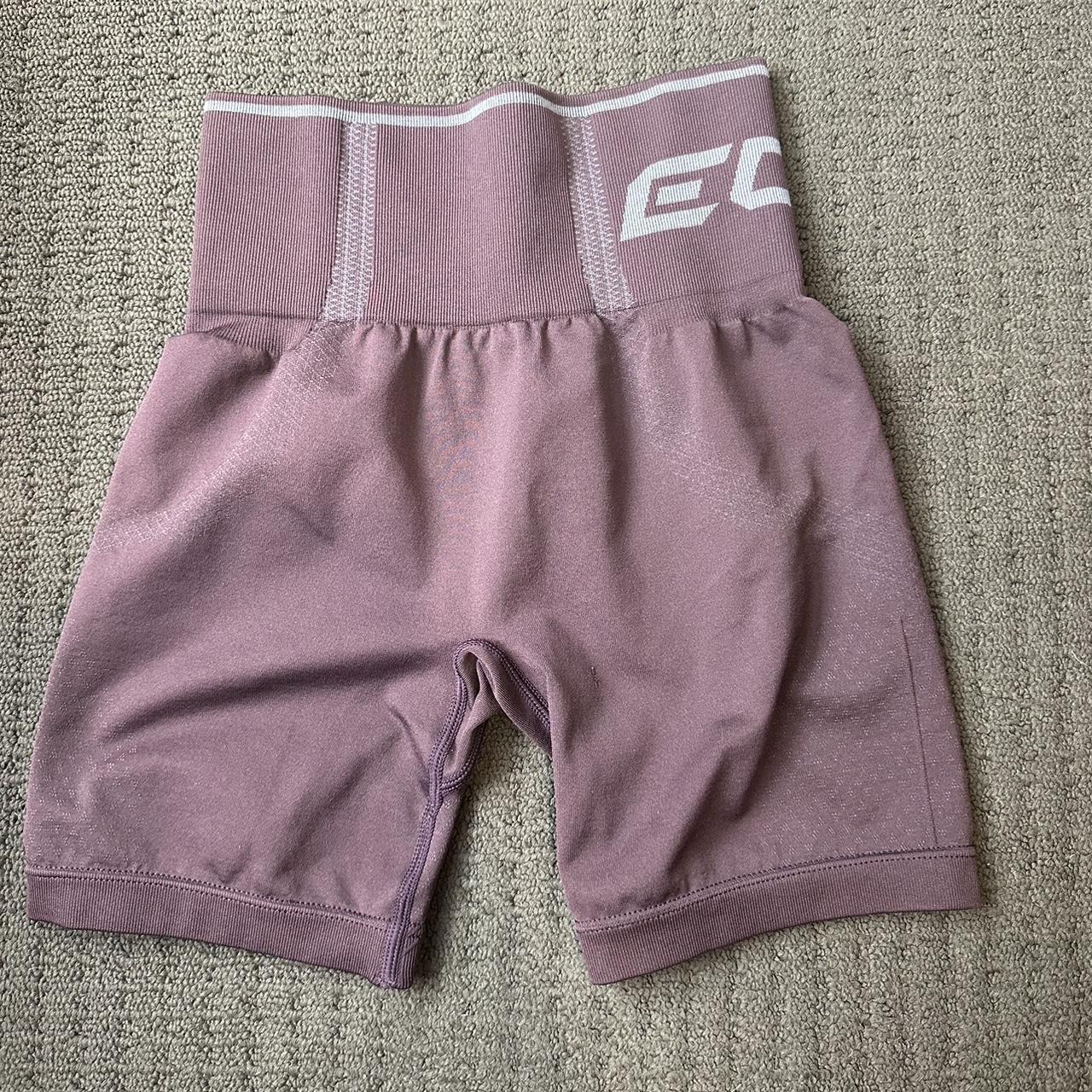 echt activewear shorts size small - Depop